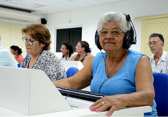 Informática para terceira idade: veja onde fazer seu curso - Cursos ...