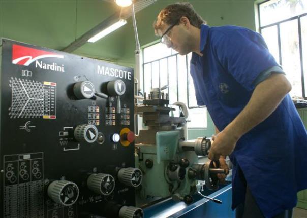 Curso de torneiro mecânico: veja onde fazer!